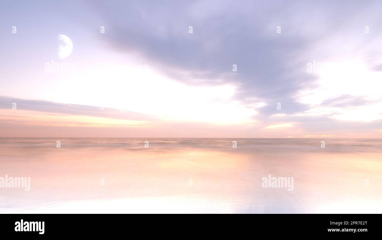 Seascape marine sunset cloudy sky hi-res stock photography and images ...