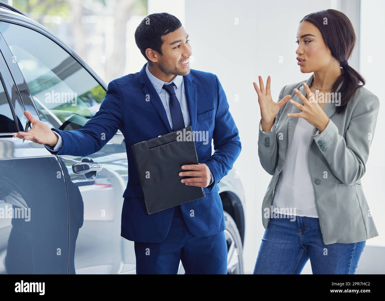 Two people talking car hi-res stock photography and images - Alamy