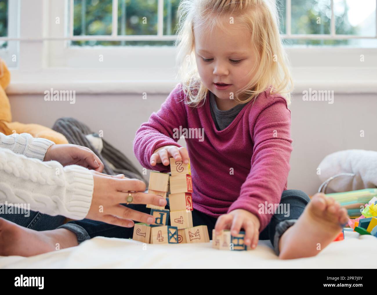 Stacking blocks hi-res stock photography and images - Alamy