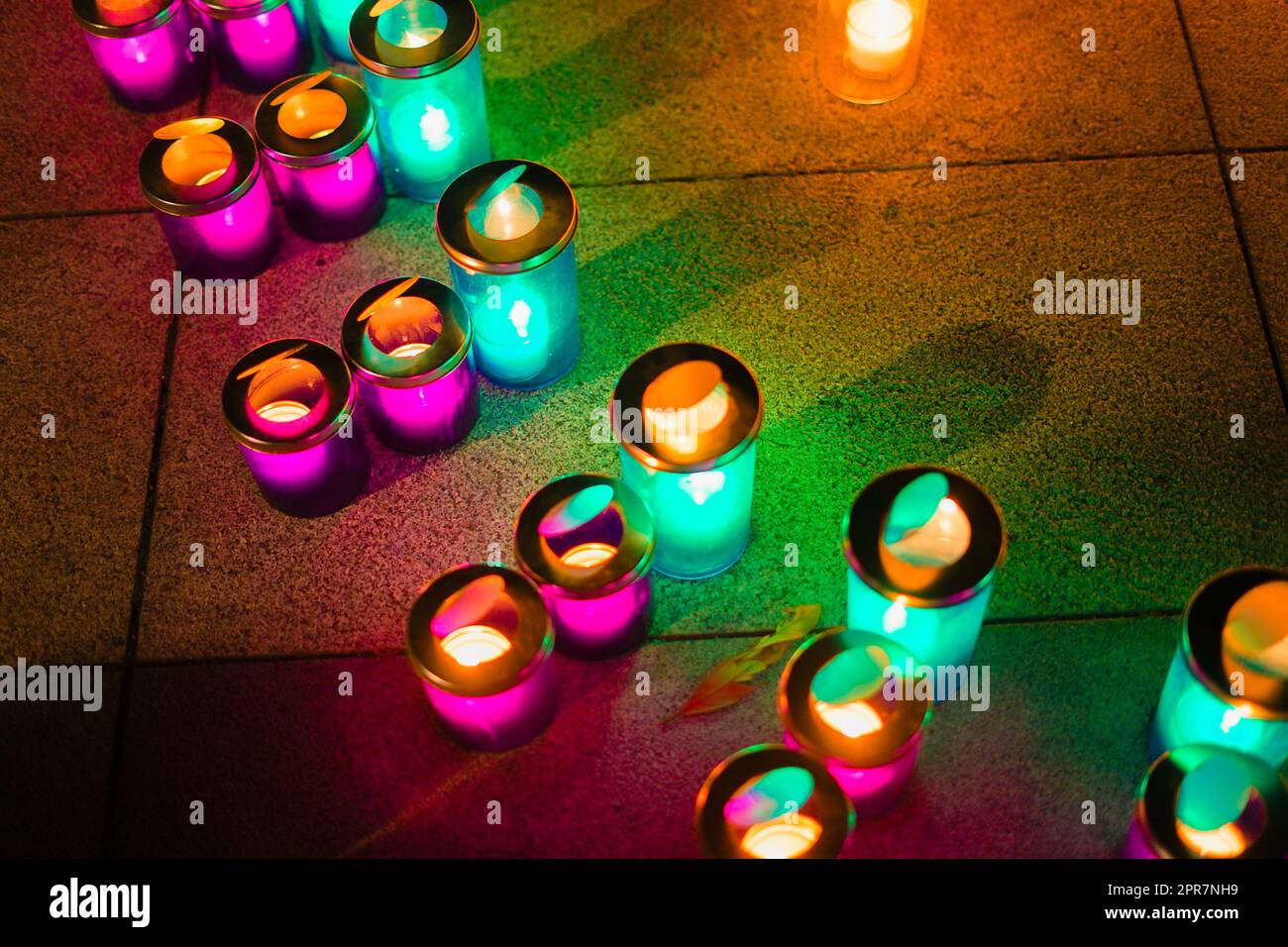 Many candles hi-res stock photography and images - Alamy