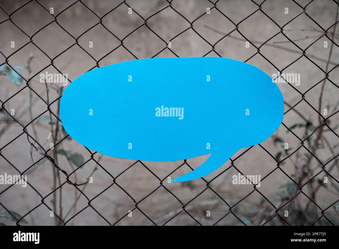 Speech Bubble With Important Informations Placed In Front Of Net ...