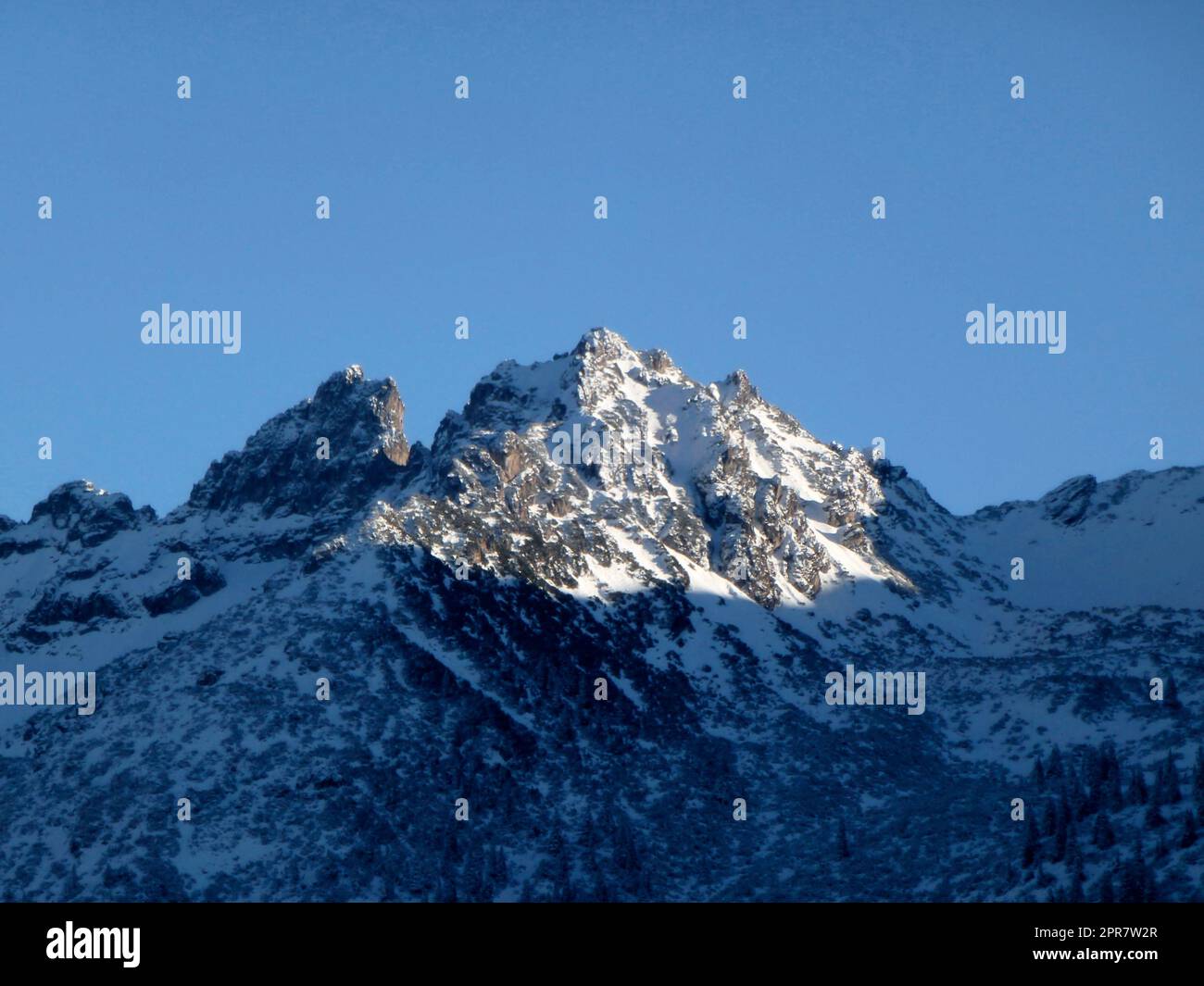 Hiking tour winter hi-res stock photography and images - Alamy