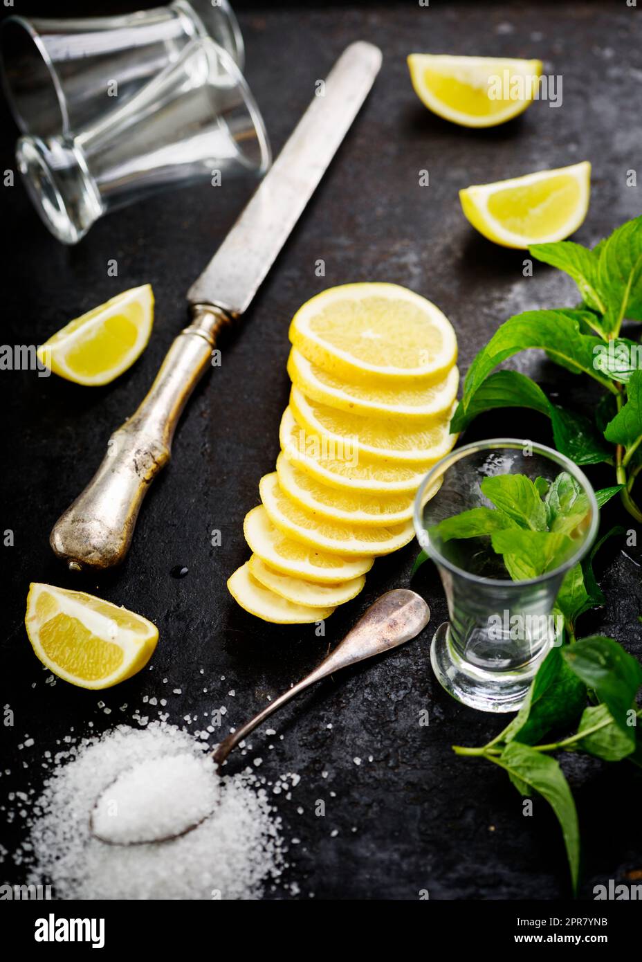 Cocktail menu board hi-res stock photography and images - Alamy