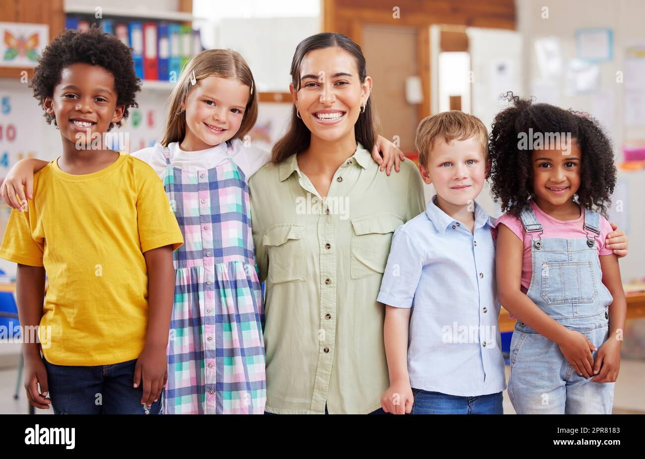 Student standing class hi-res stock photography and images - Alamy