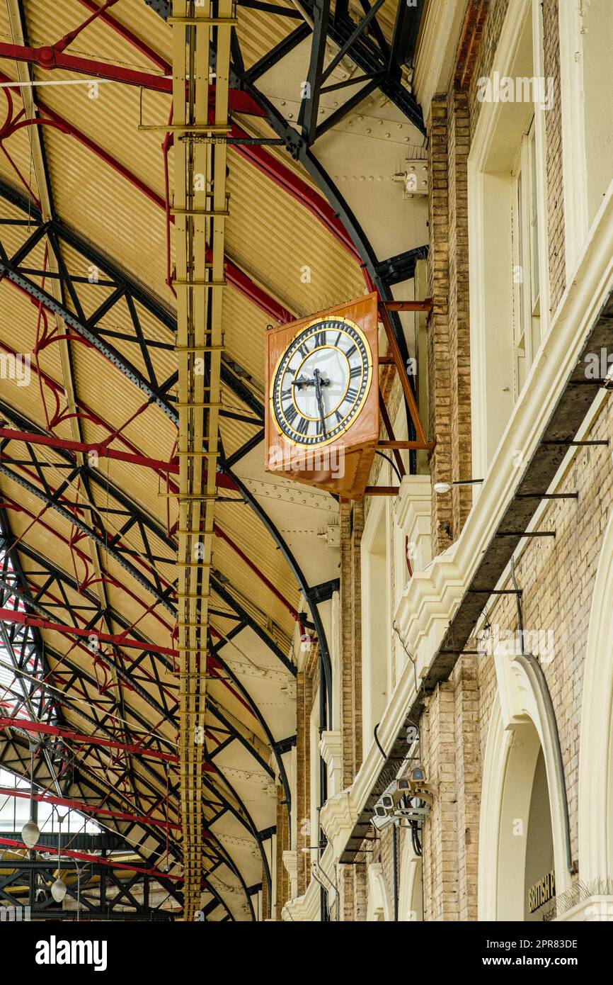 Ornamental Train Shed Roof Columns, Victoria Station, London, England ...