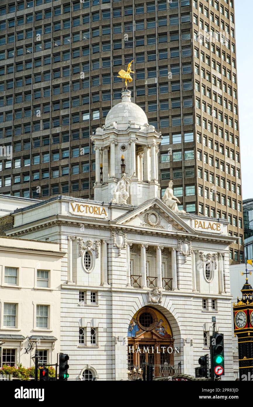 Victoria Palace Theatre, Victoria Street, London, England Stock Photo - Alamy