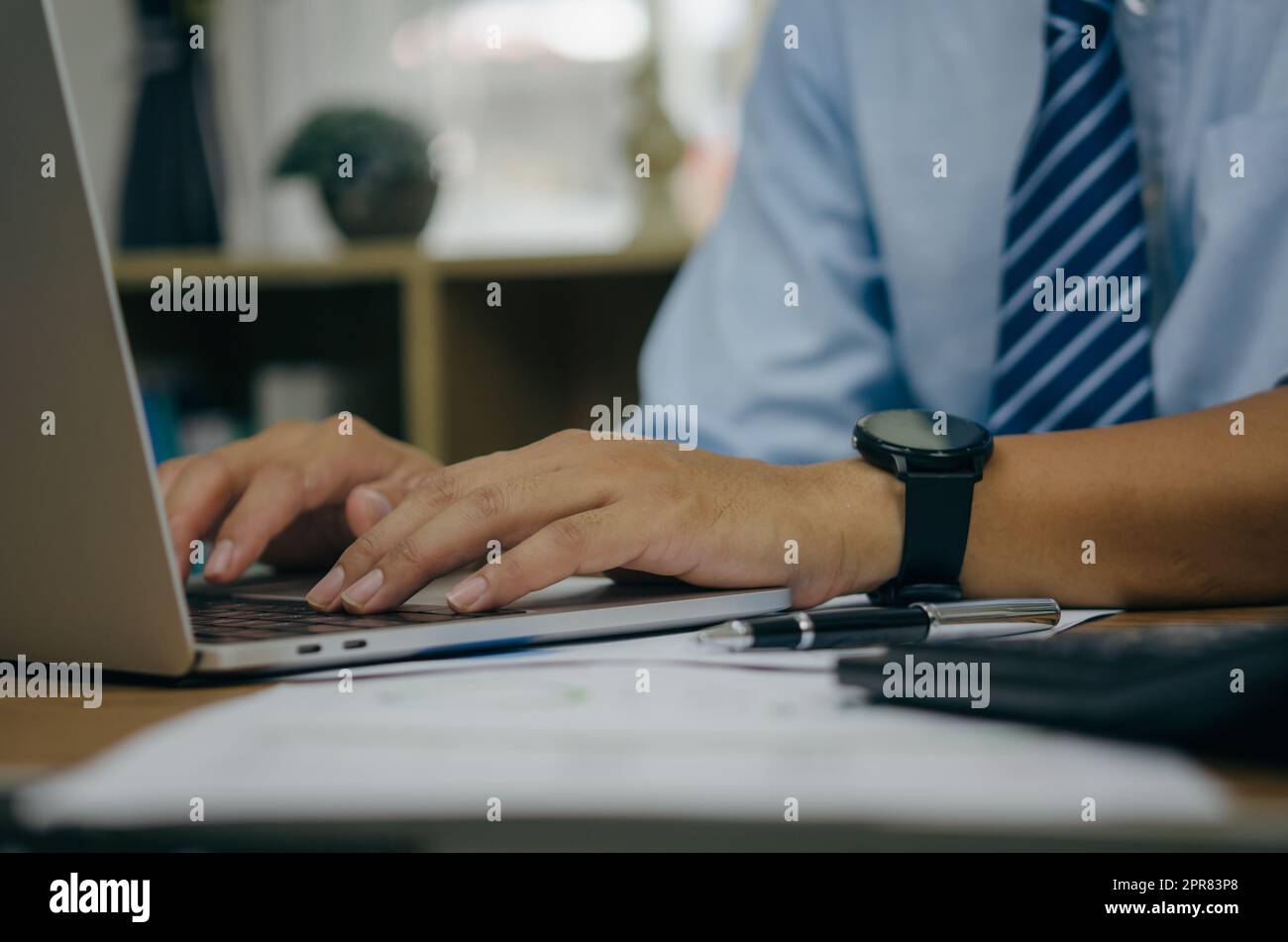 Office computer technology keyboard hi-res stock photography and images ...