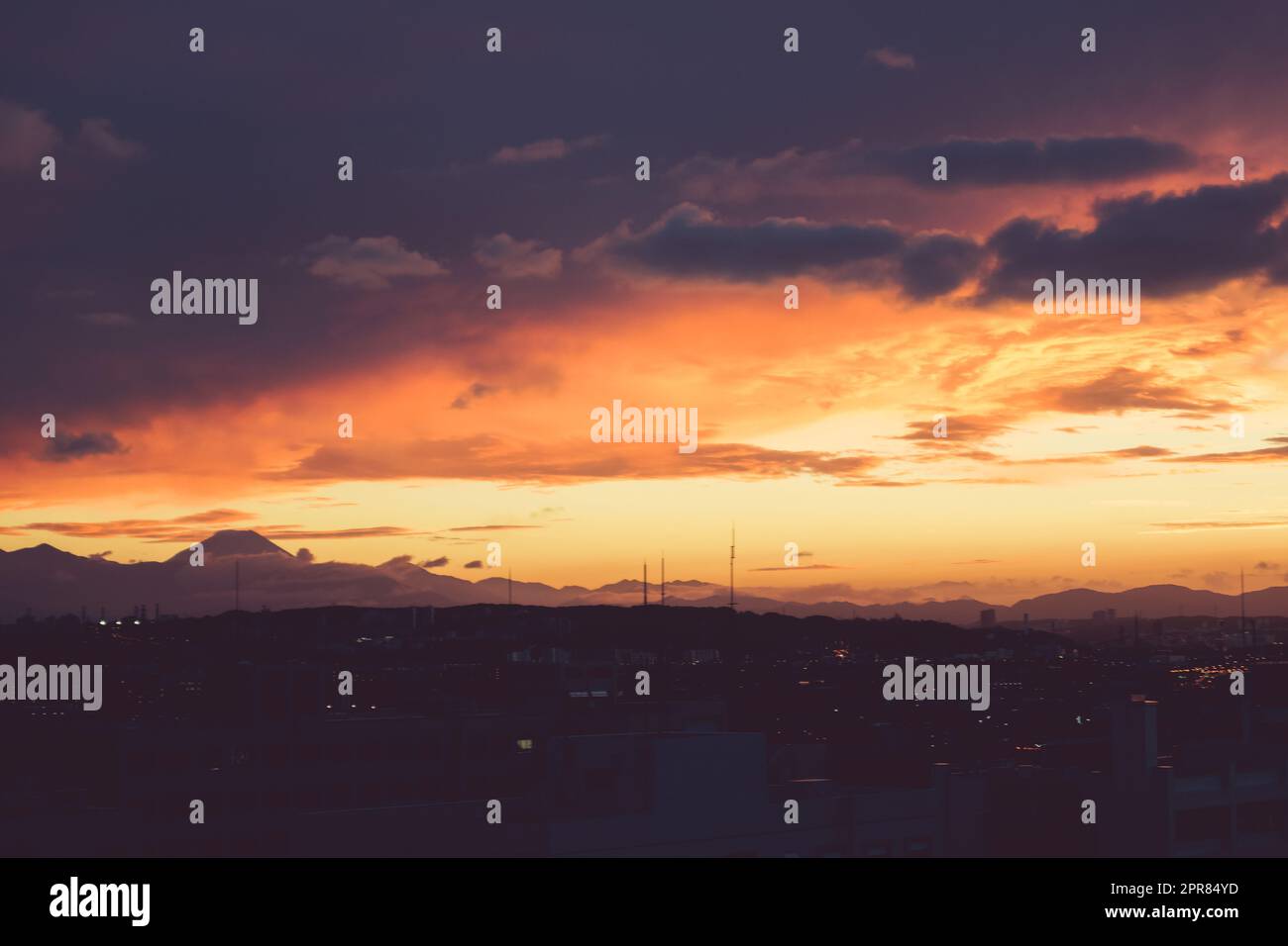 Sunset visible from Chofu, Tokyo Stock Photo - Alamy