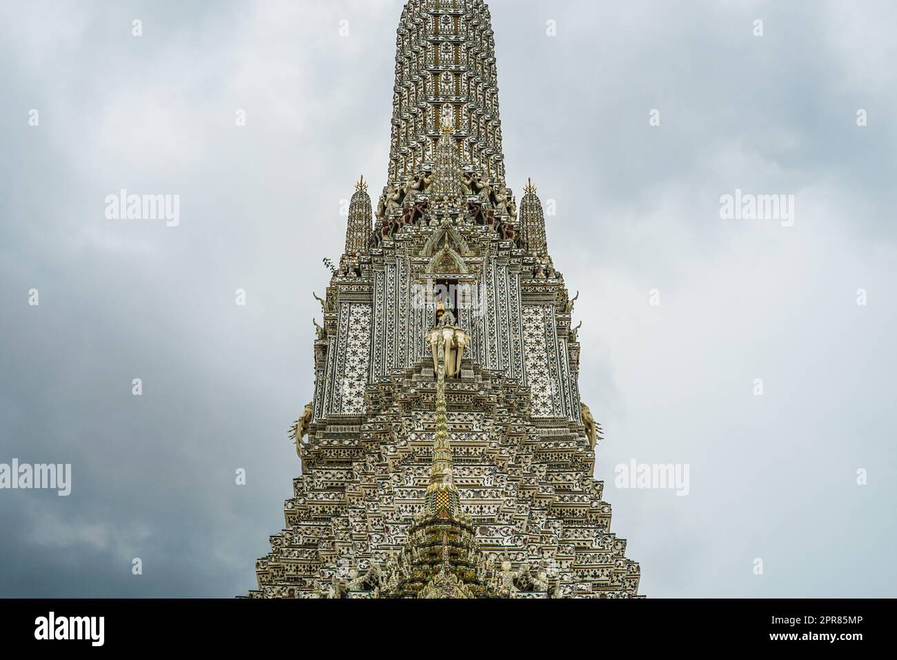 Wat Pole Han Temple (Thailand Bangkok Stock Photo - Alamy