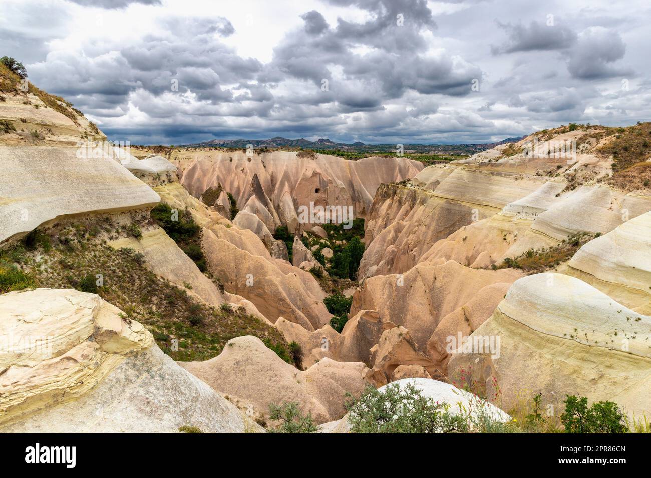 Red valley rose goreme nevsehir hi-res stock photography and images - Alamy