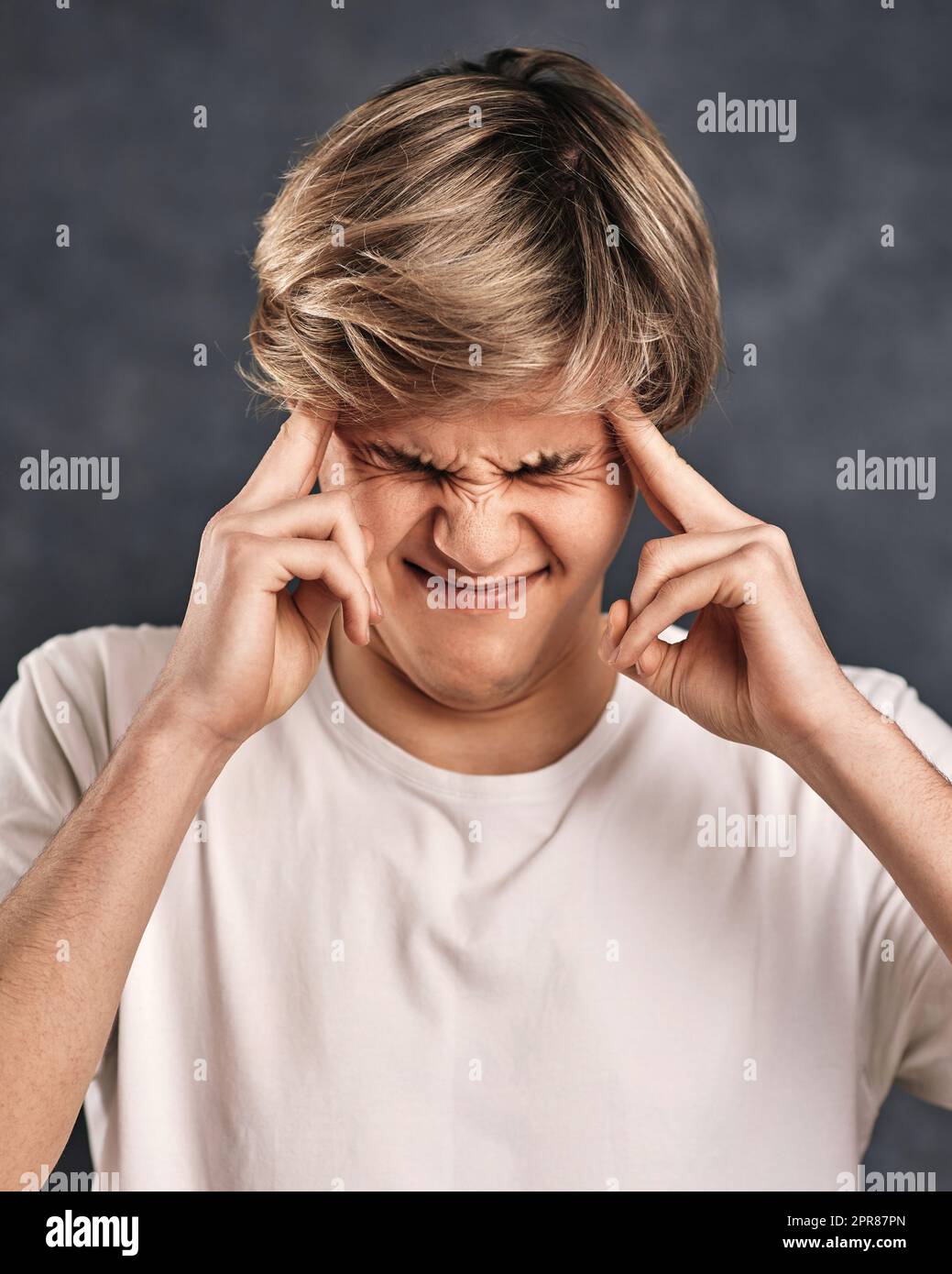 Thinking background hi-res stock photography and images - Alamy