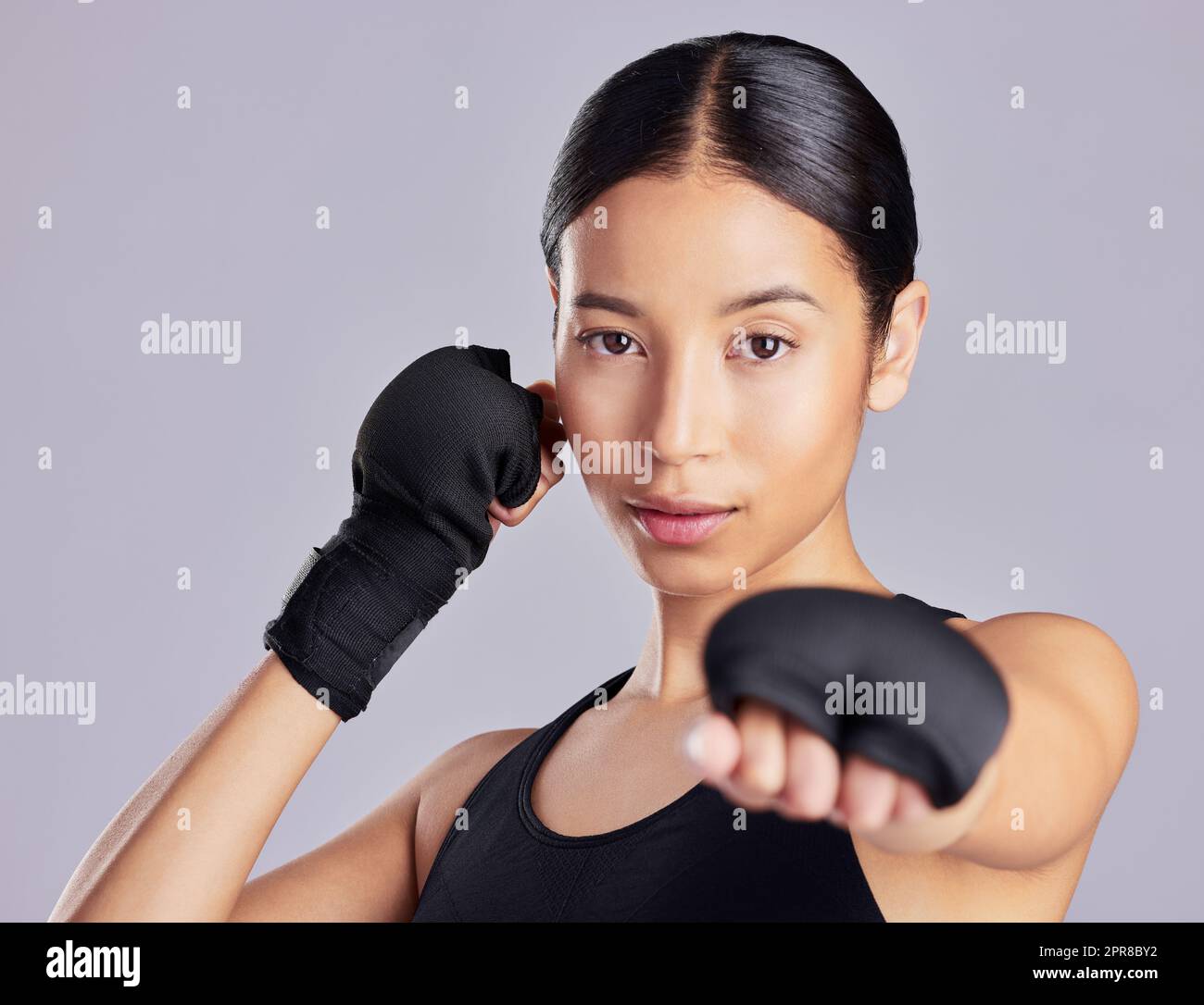 Body posing hi-res stock photography and images - Alamy