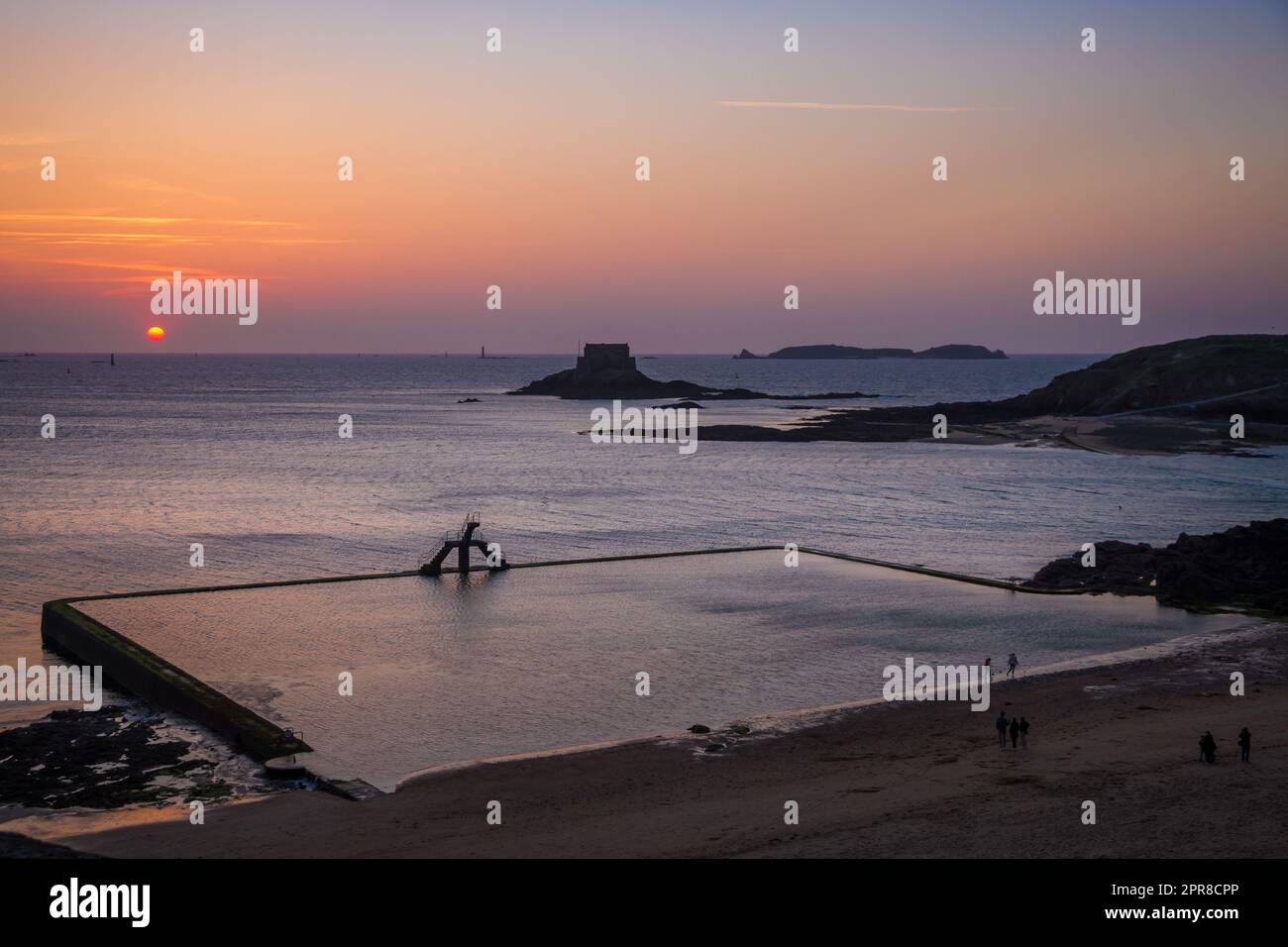 Saint-Malo natural swimming pool at sunset, brittany, France Stock ...