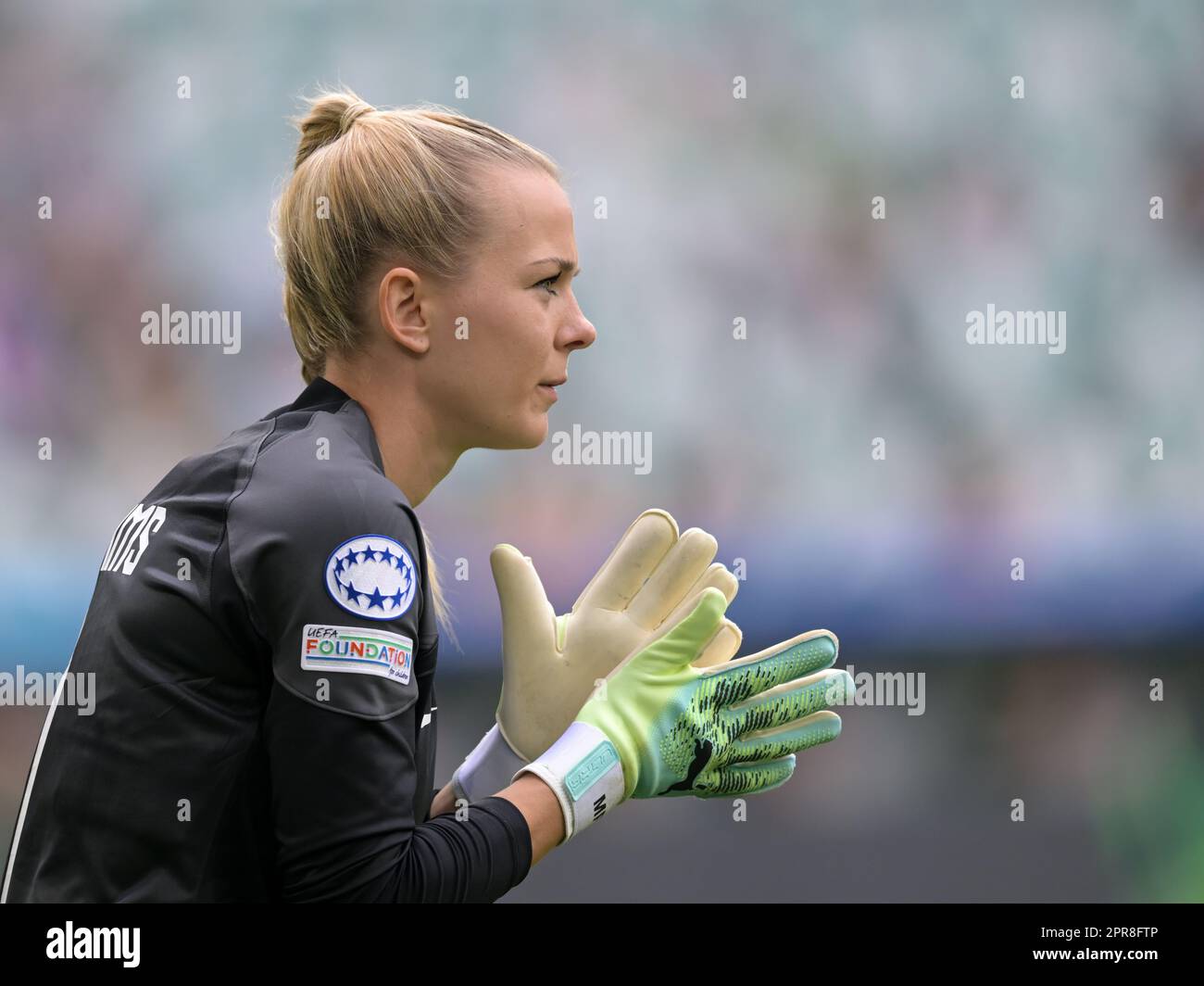 WOLFSBURG - VFL Wolfsburg women goalkeeper Merle Frohms during the UEFA ...