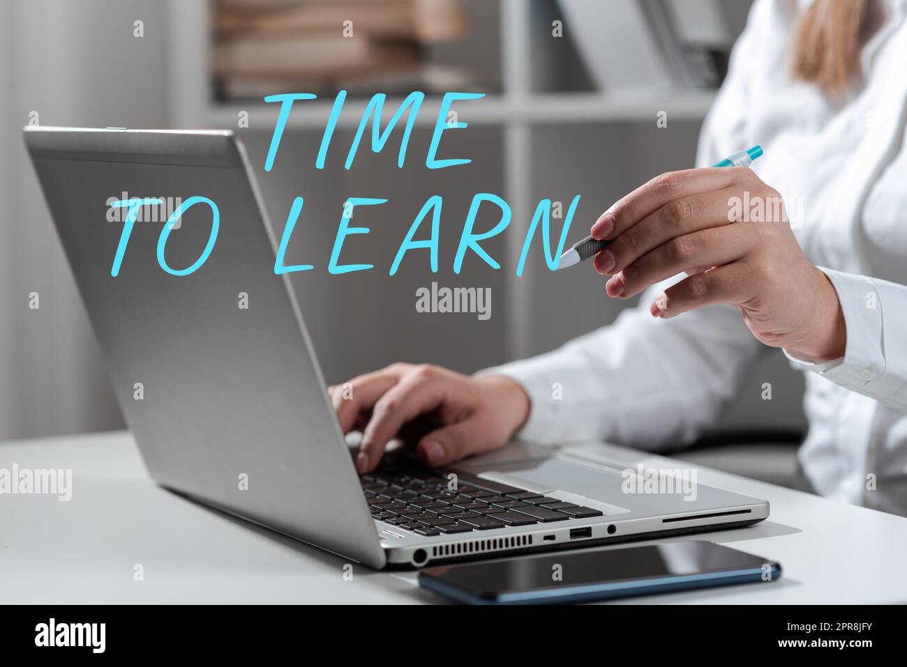 Conceptual caption Time To Learn. Business showcase Obtain new ...