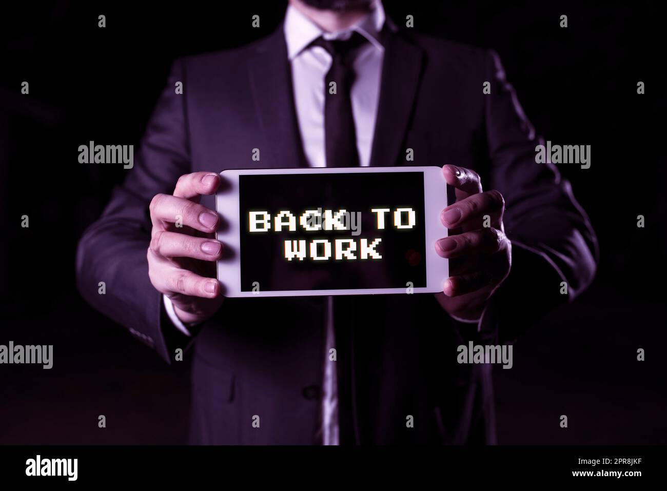 Employee welcome back sign hi-res stock photography and images - Alamy