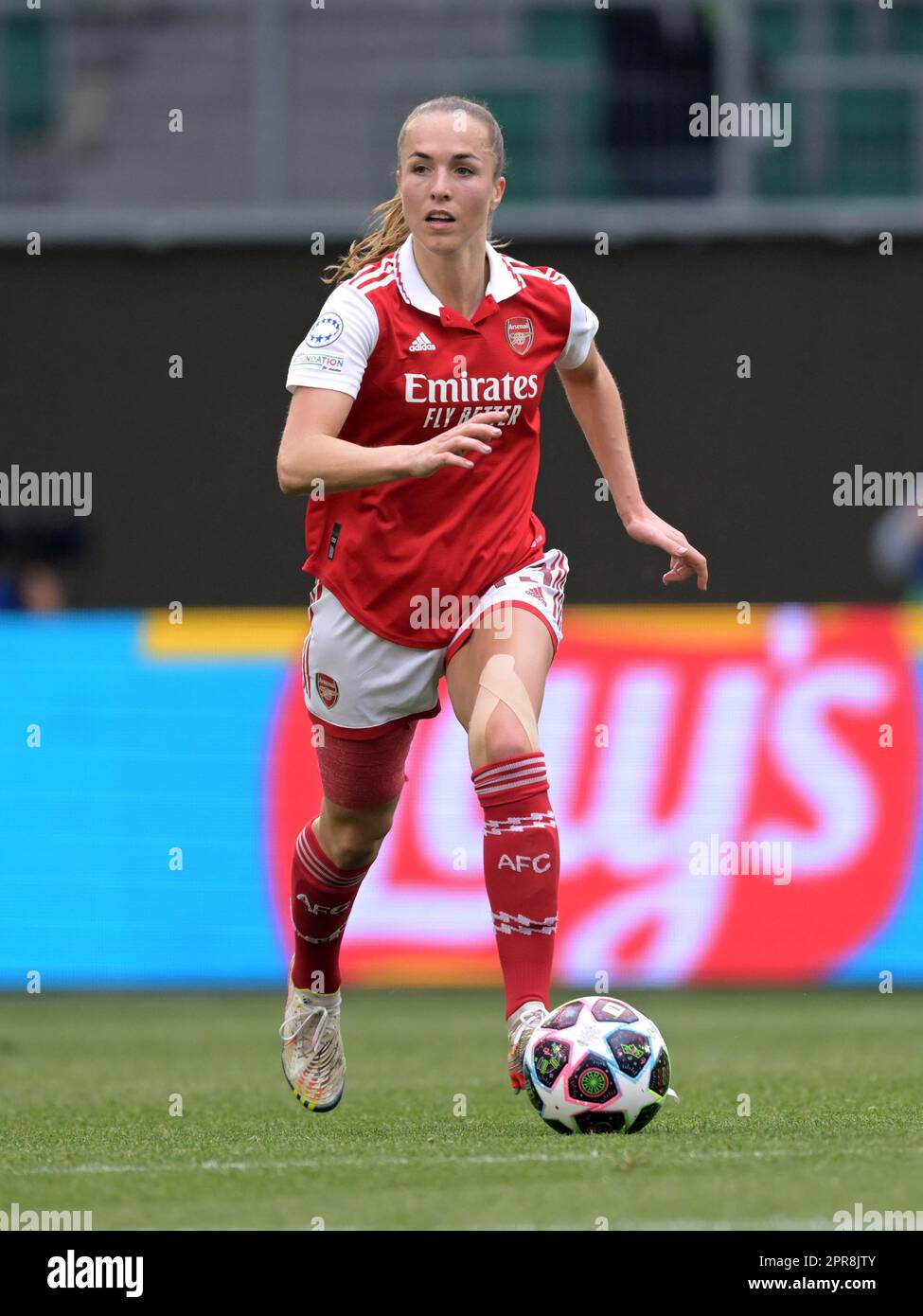 WOLFSBURG - Lia Walti of Arsenal WFC during the UEFA Champions League ...
