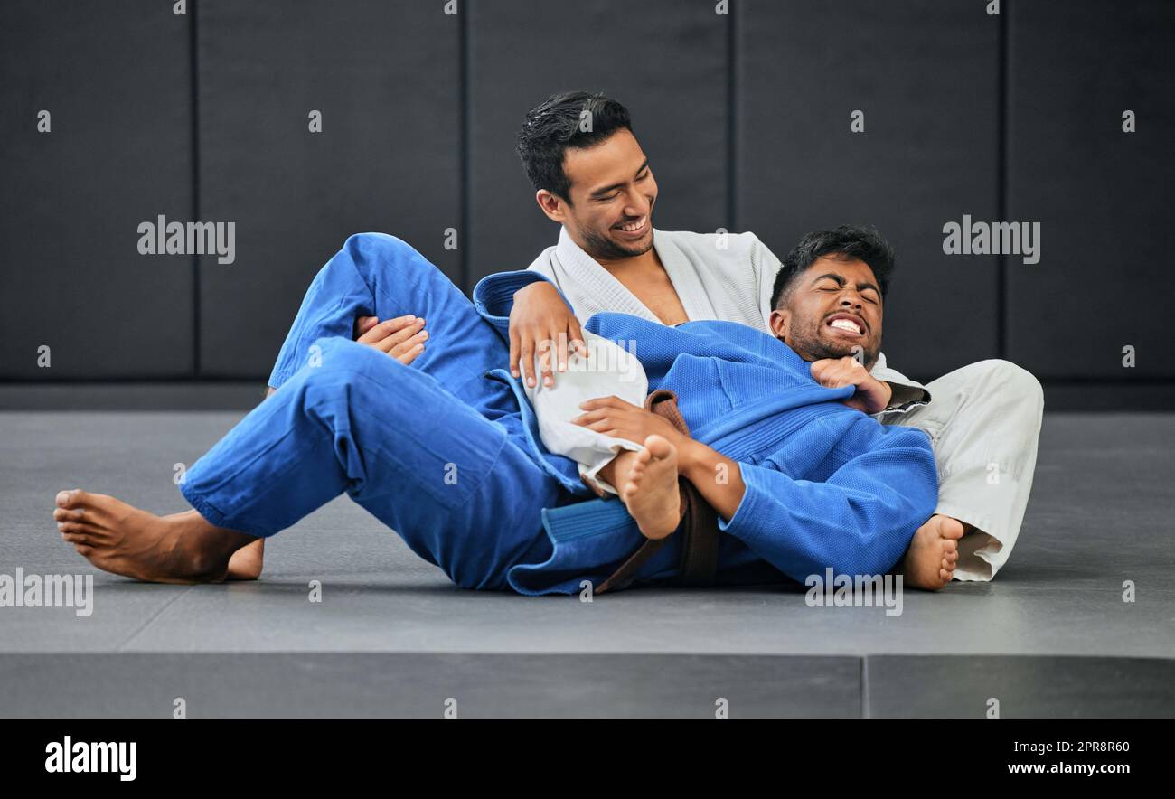 Fighting judo hi-res stock photography and images - Alamy