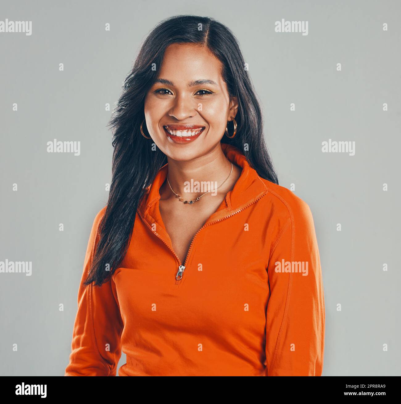 Portrait woman model studio smiling hi-res stock photography and images ...