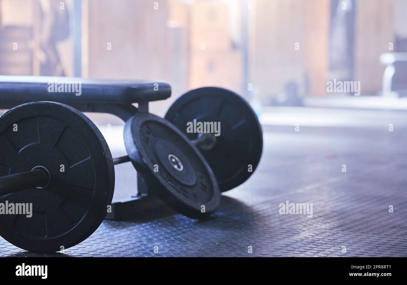 Empty gym hi-res stock photography and images - Alamy