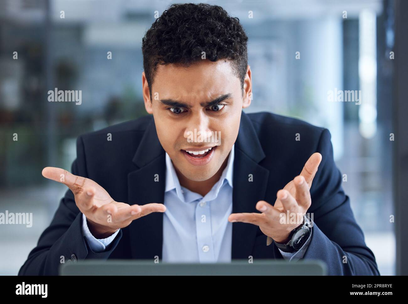 Unreliable technology hi-res stock photography and images - Alamy
