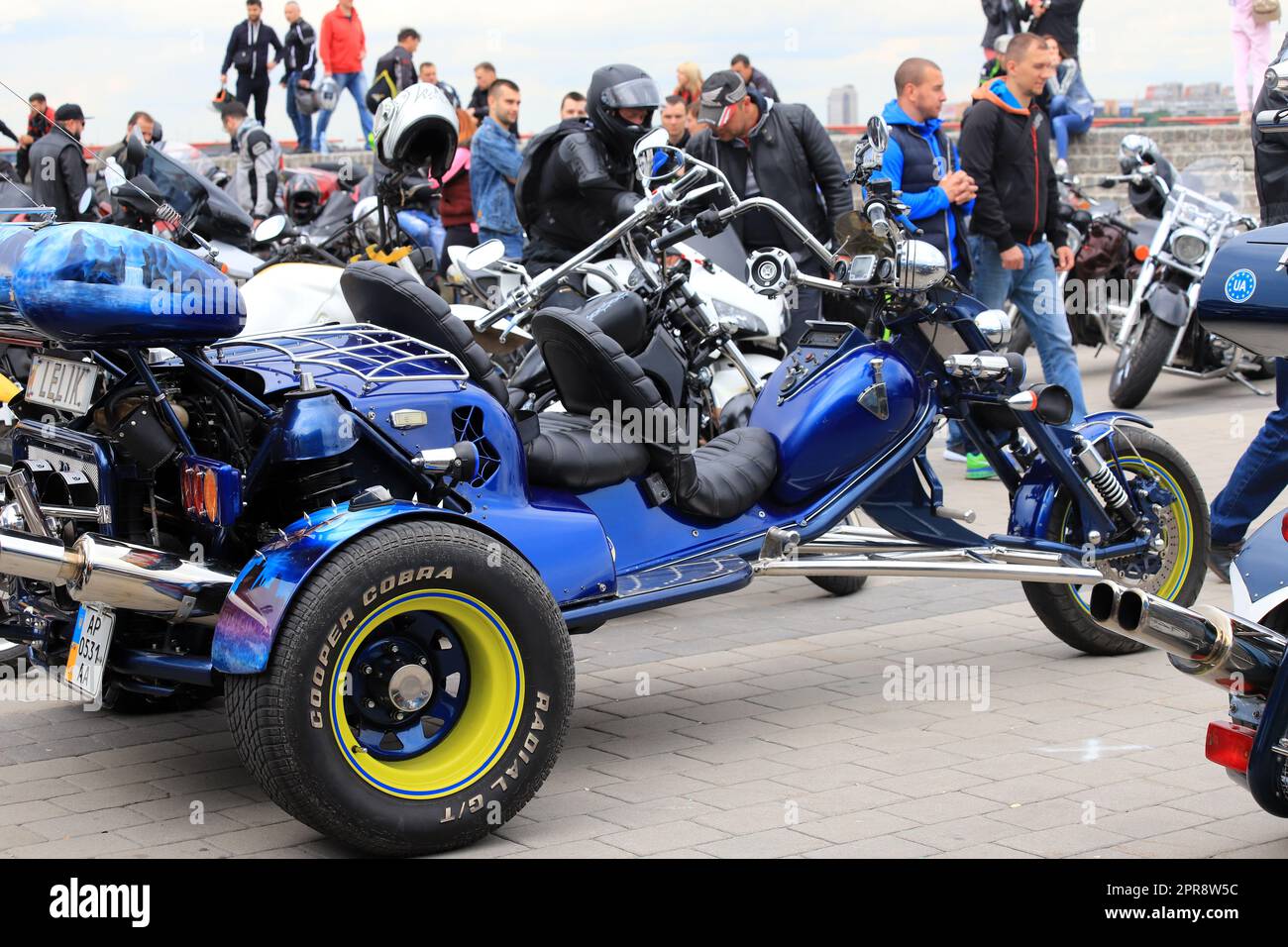 Biker jackets hi-res stock photography and images - Alamy