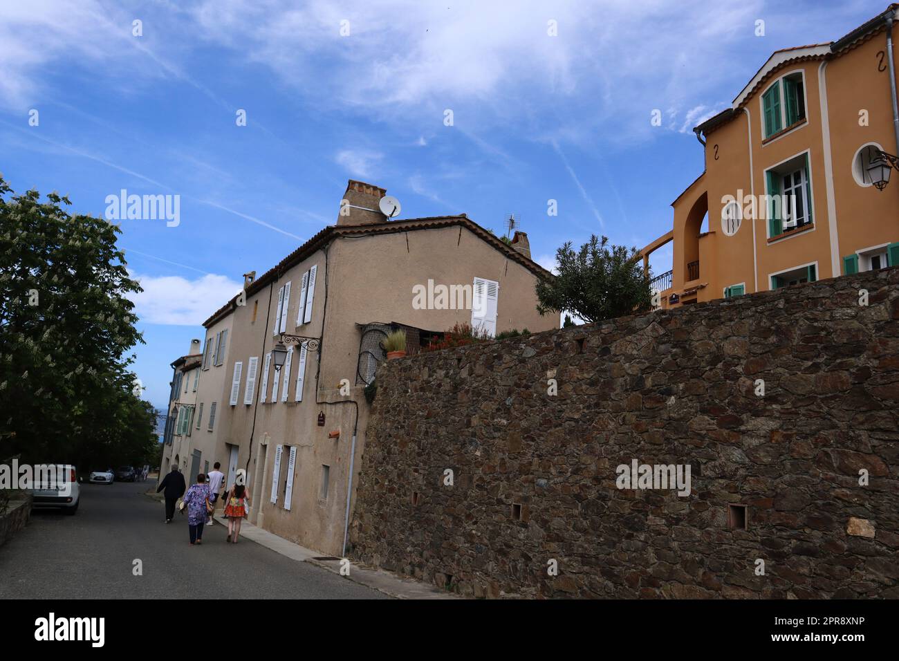 Le migon hi-res stock photography and images - Alamy