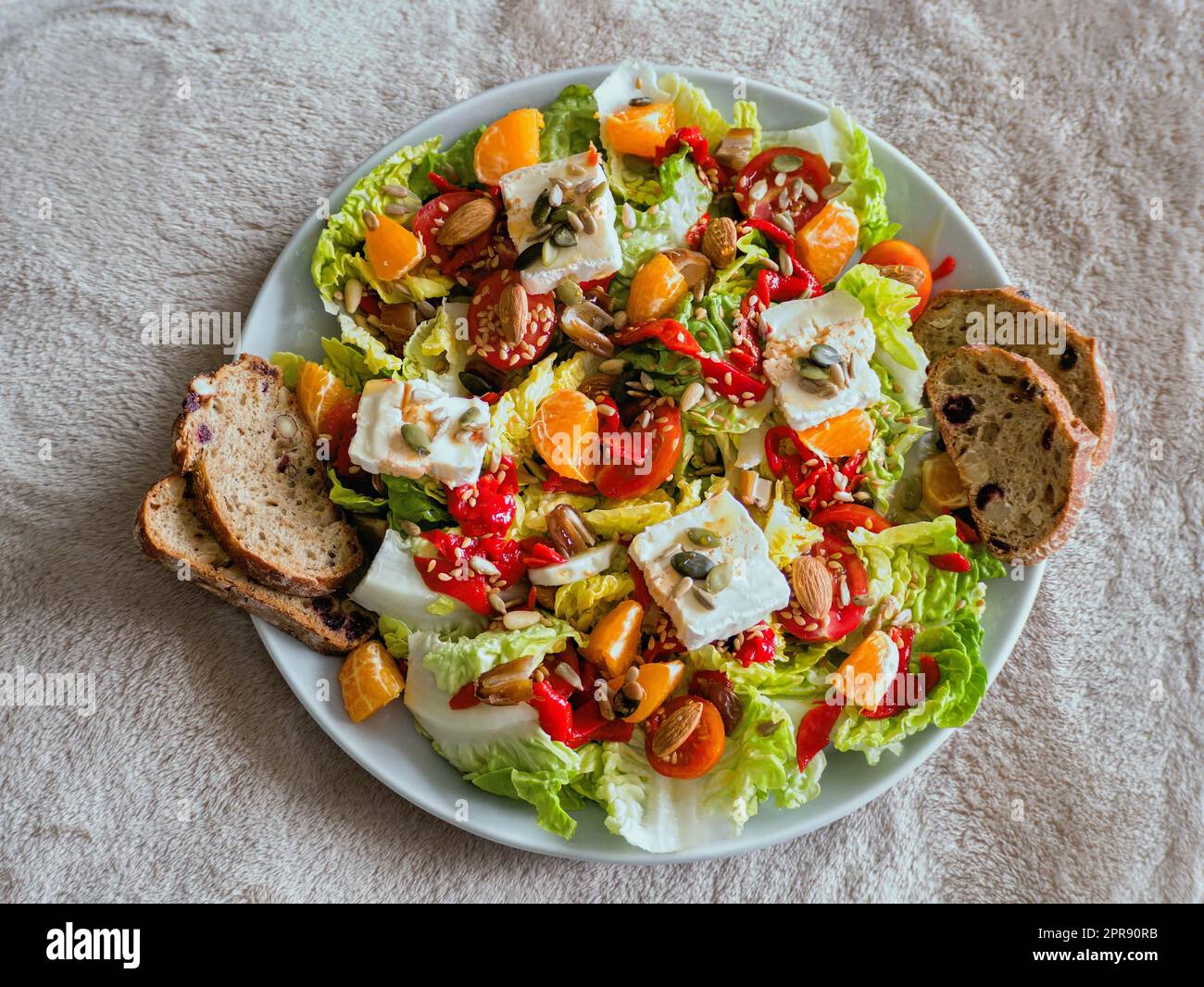 Salad plate hi-res stock photography and images - Alamy