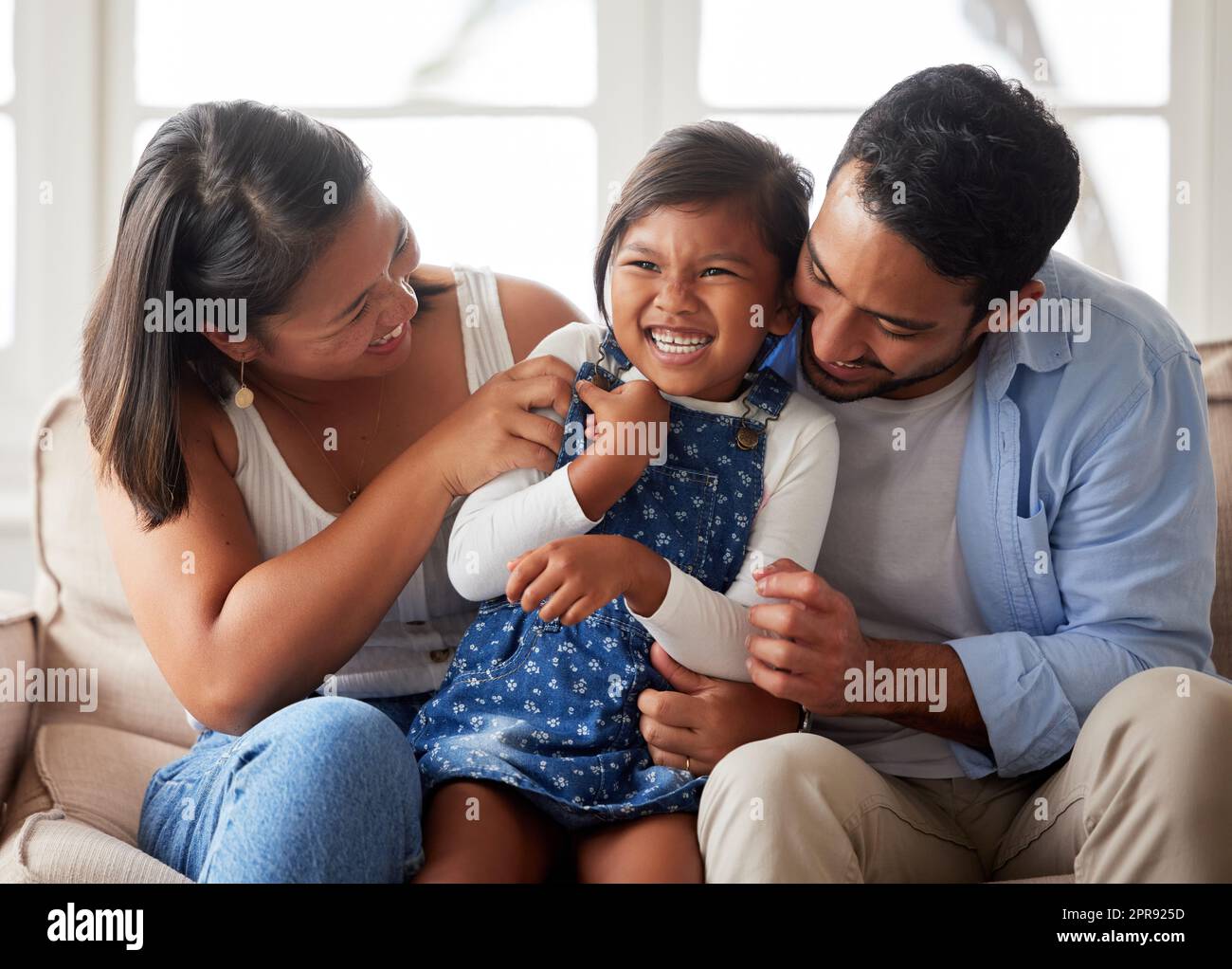 Positive family hi-res stock photography and images - Alamy