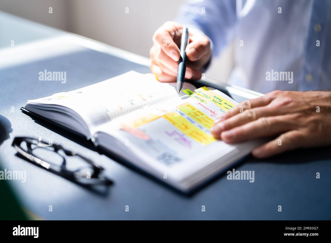 Schedule agenda hi-res stock photography and images - Alamy