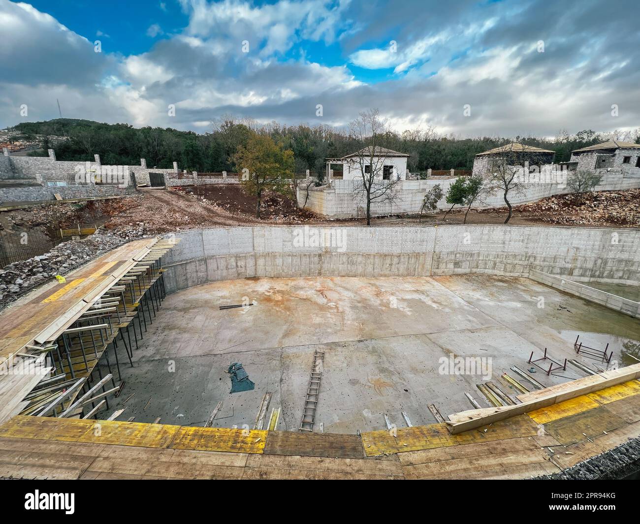 Metal structures for the construction of the foundation for a multi ...