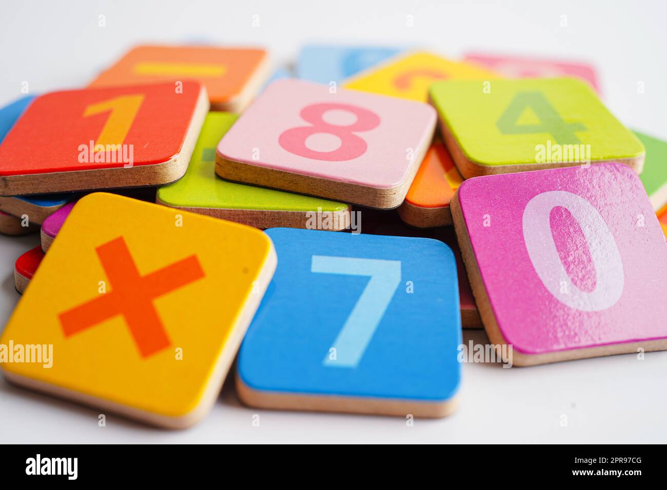 Formula wood cube hi-res stock photography and images - Alamy