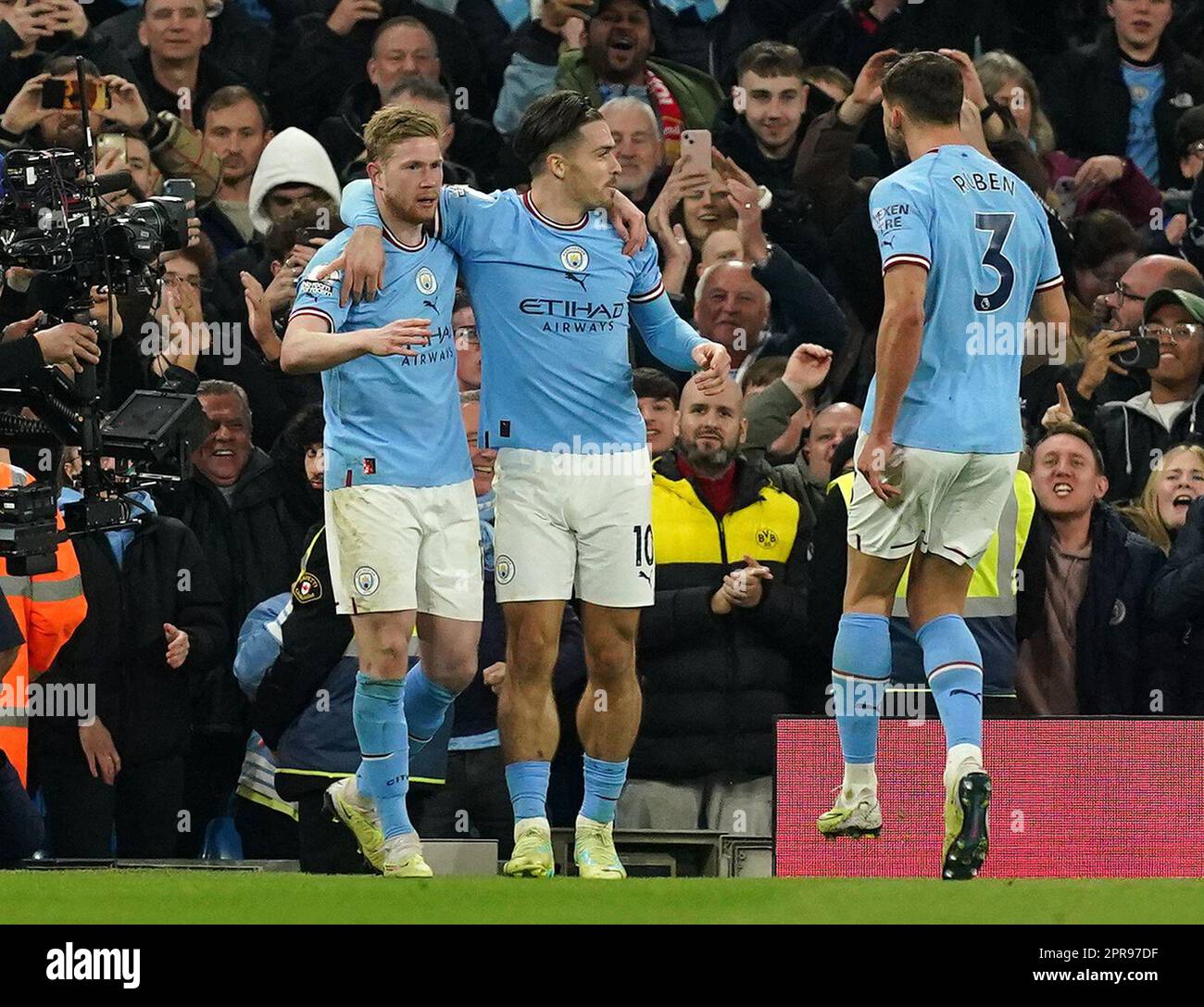 Manchester City's Kevin De Bruyne (left) celebrates with Jack Grealish ...