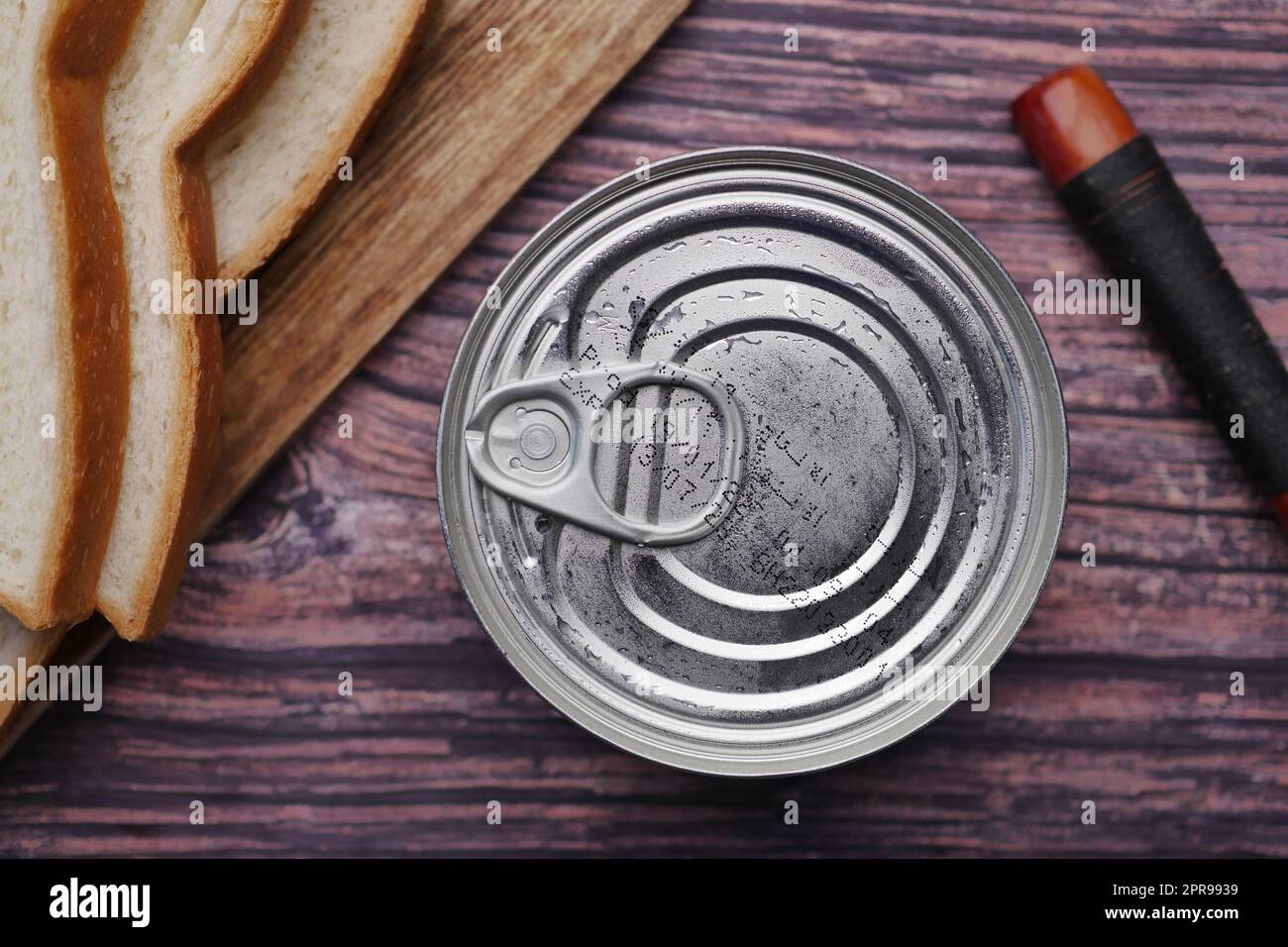 expire date on food can on white background Stock Photo - Alamy