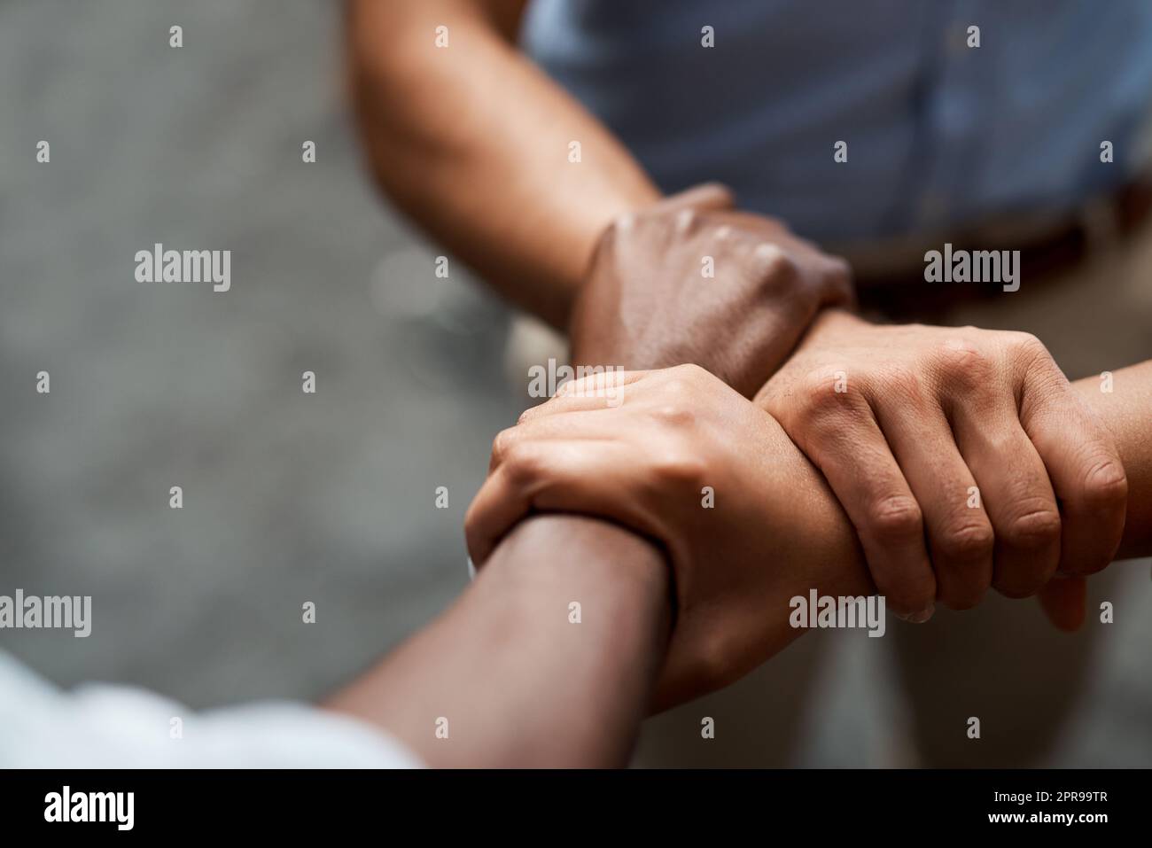 Linking arms hi-res stock photography and images - Alamy