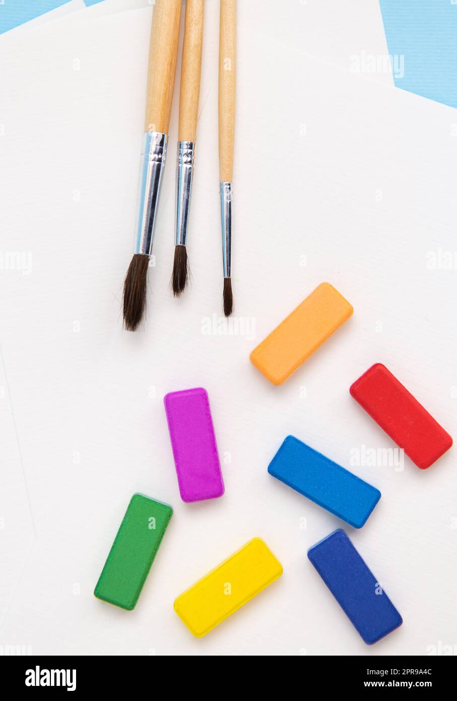 Paper bright multi colored hi-res stock photography and images - Alamy