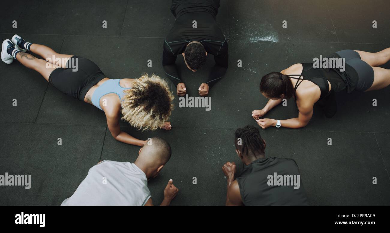 Body balance group hi-res stock photography and images - Alamy