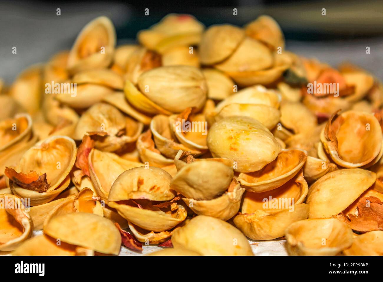 Pista dry fruit nuts hi-res stock photography and images - Alamy