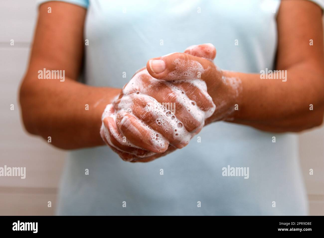 Proper hand washing protects against diseases Stock Photo - Alamy
