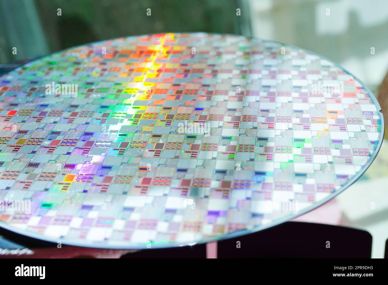 Silicon wafer for manufacturing semiconductor of integrated circuit ...