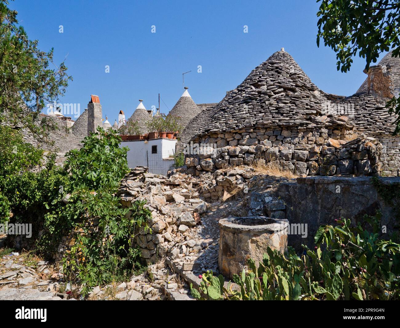 Italy, Alberobello, Trull House - UNESCO Zona Monumentale Rione Aia ...
