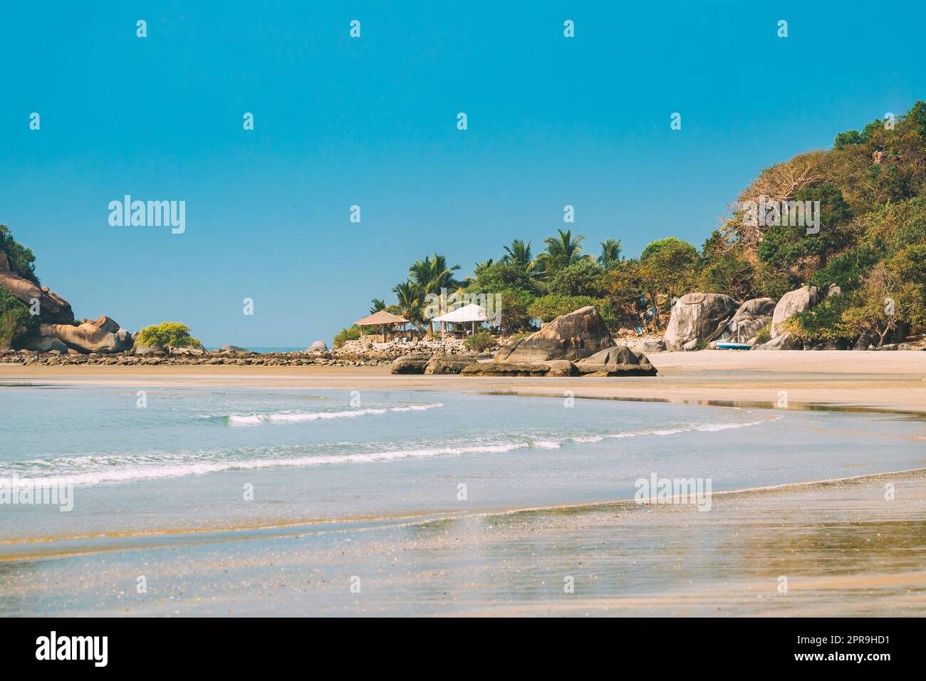 Canacona, Goa, India. Sunny Sky Over Calm Water Of Arabian Sea. Natural ...