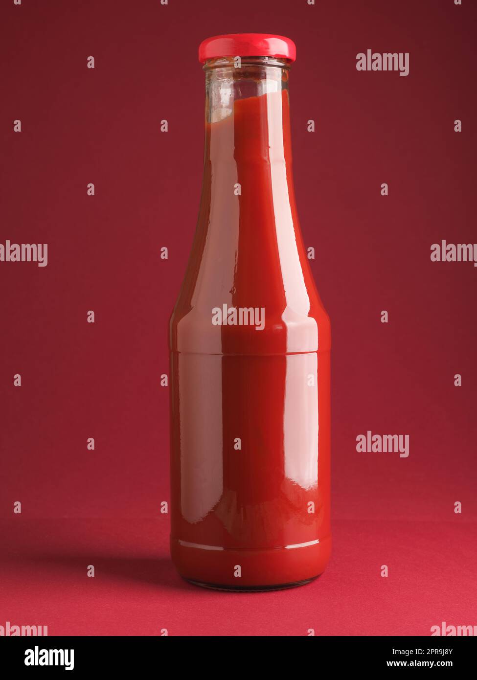 Bottle tomato ketchup on white hi-res stock photography and images - Alamy