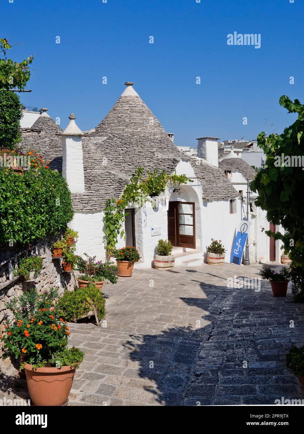 Italy, Alberobello, Trull House - UNESCO Zona Monumentale Rione Aia ...