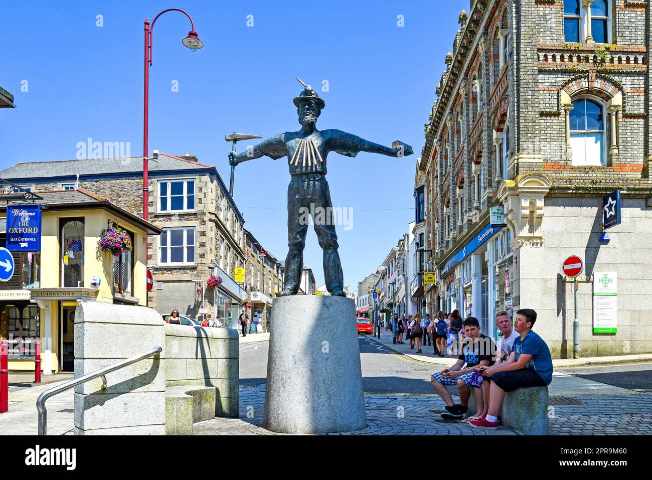 The Tin Miner statue, Fore Street, Redruth, Cornwall, England, United ...