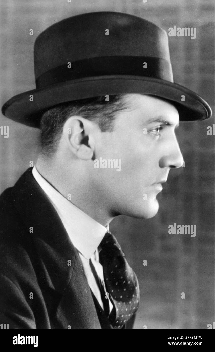 JOHN LONGDEN Portrait as Detective Frank Webber in BLACKMAIL 1929 ...