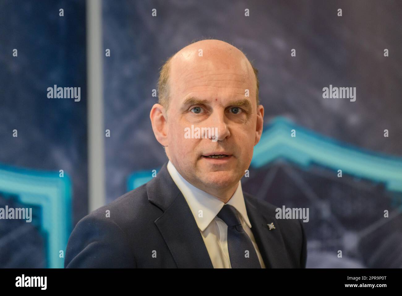 Angus lapsley hi-res stock photography and images - Alamy