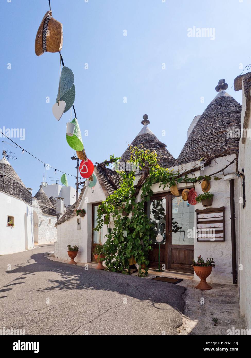 Italy, Alberobello, Trull House - UNESCO Zona Monumentale Rione Aia ...
