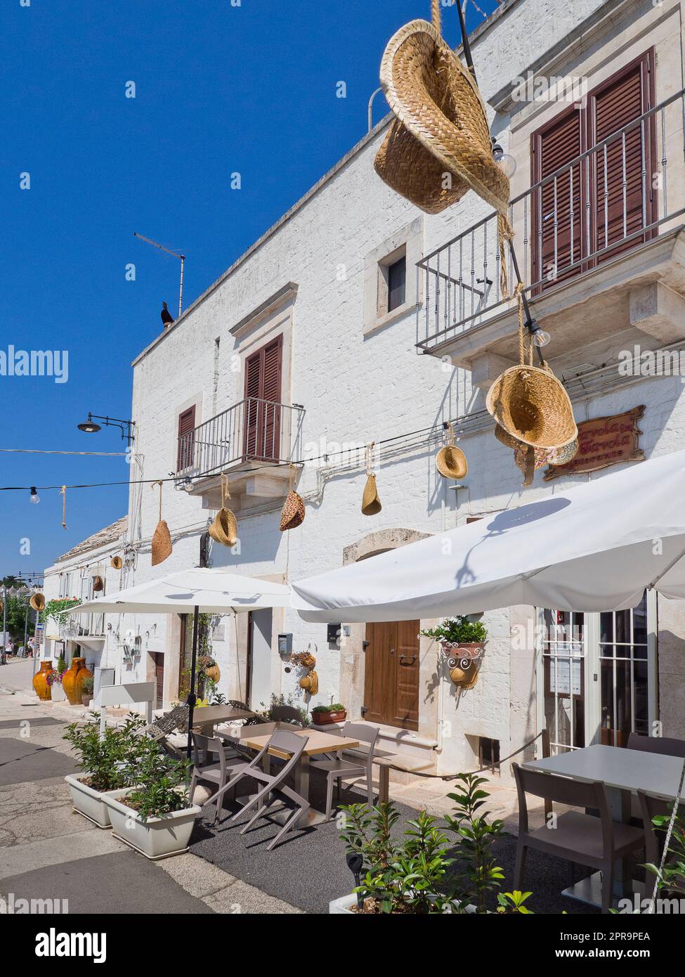 Italy, Alberobello, Trull House - UNESCO Zona Monumentale Rione Aia ...