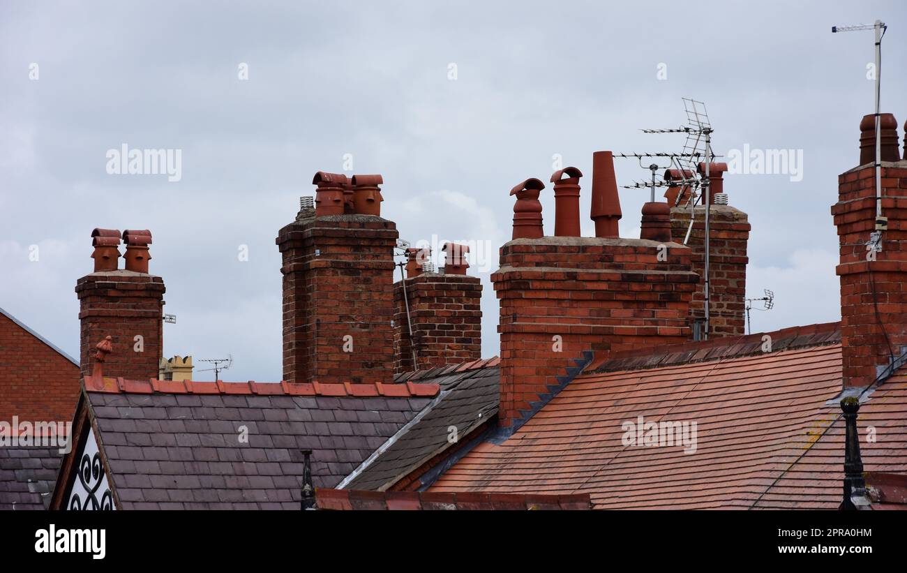 Victorian chimney pots hi-res stock photography and images - Alamy